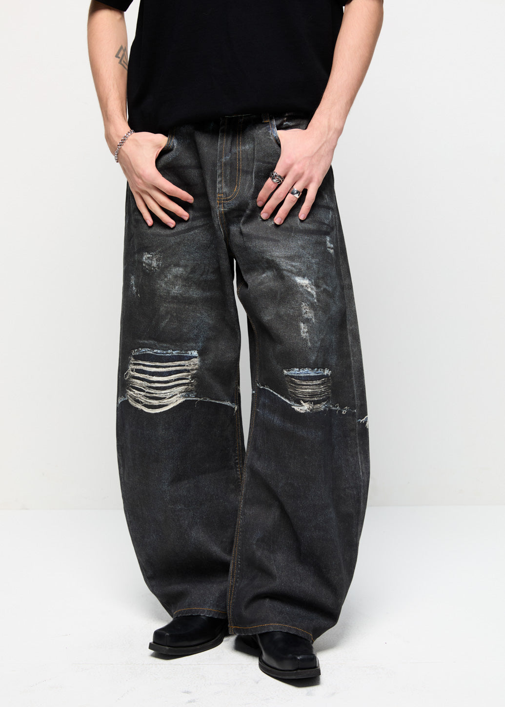WORN-OUT EFFECTS JEANS – C P S Official Store