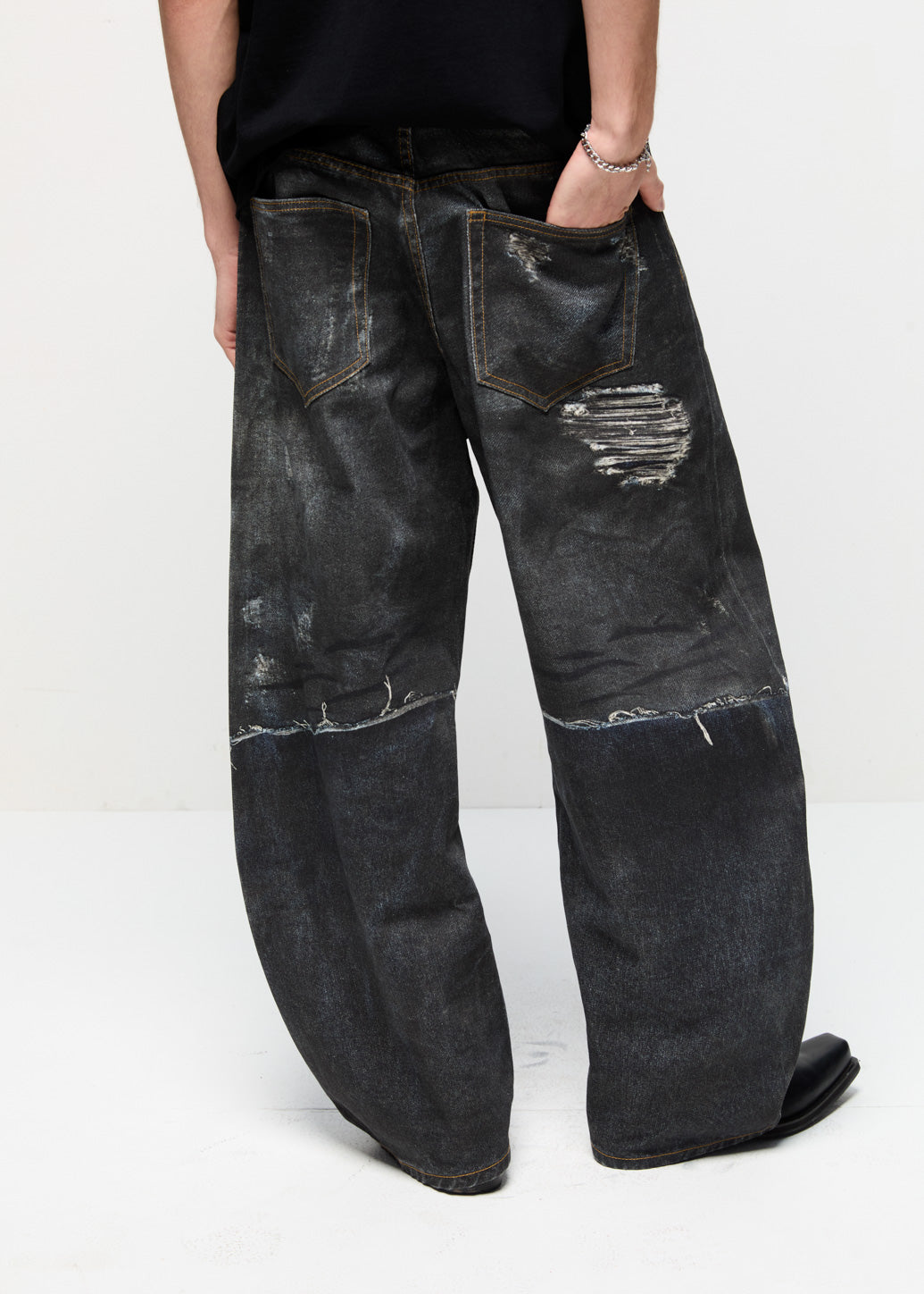 WORN-OUT EFFECTS JEANS – C P S Official Store